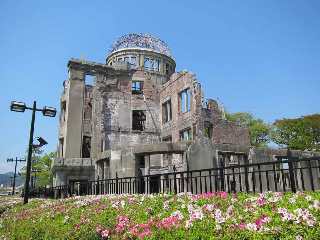 22 Famous Asian Landmarks and Monuments For 2026
