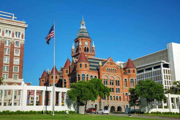 20 Castles In Texas To Feel Like Royalty In 2026