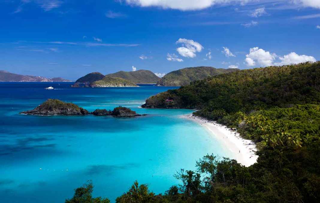 20 Places To Celebrate Christmas On The Beach In 2026