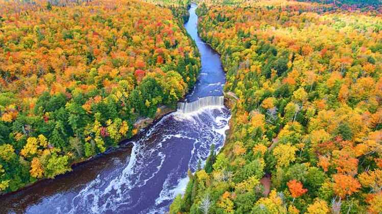20 Michigan State Parks To Explore In 2026