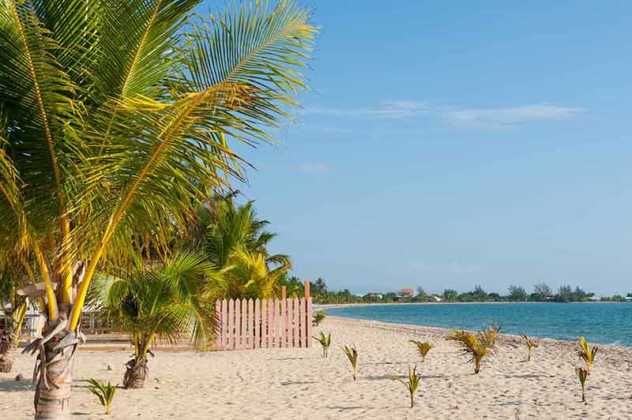 20 Beaches In Belize For Your 2026 Bucket List
