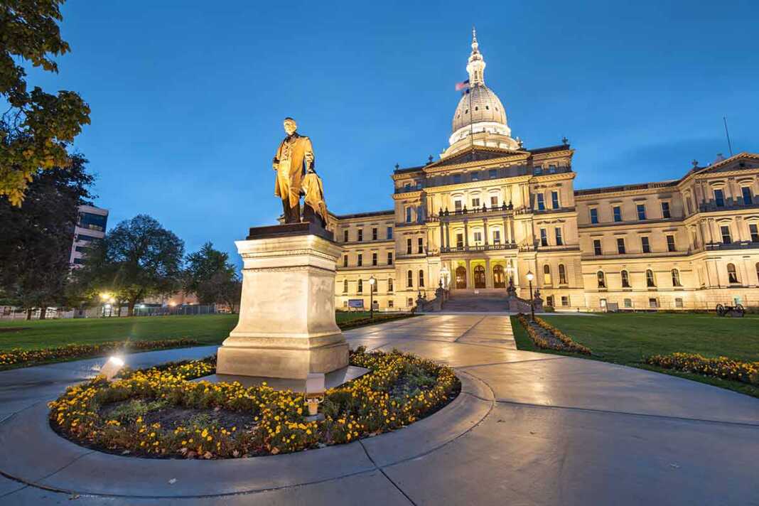 20 Towns and Cities in Michigan To Explore In 2026 - Don't Miss!