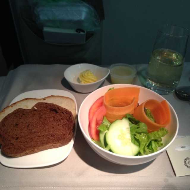 Fiji Airways Review - Economy and Business Class Review