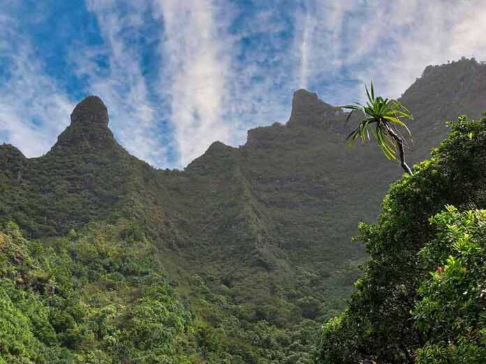 20 Hawaii State Parks To Explore In 2026
