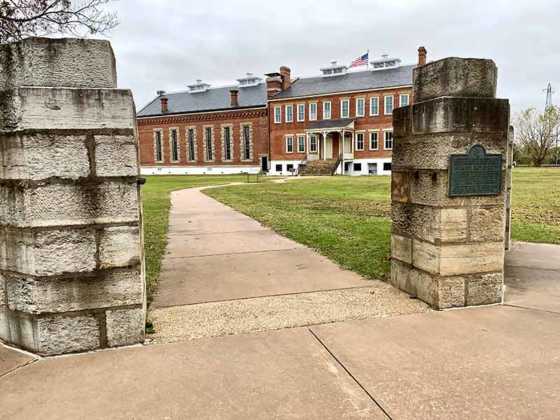 21 Arkansas Landmarks That Define The State In 2026