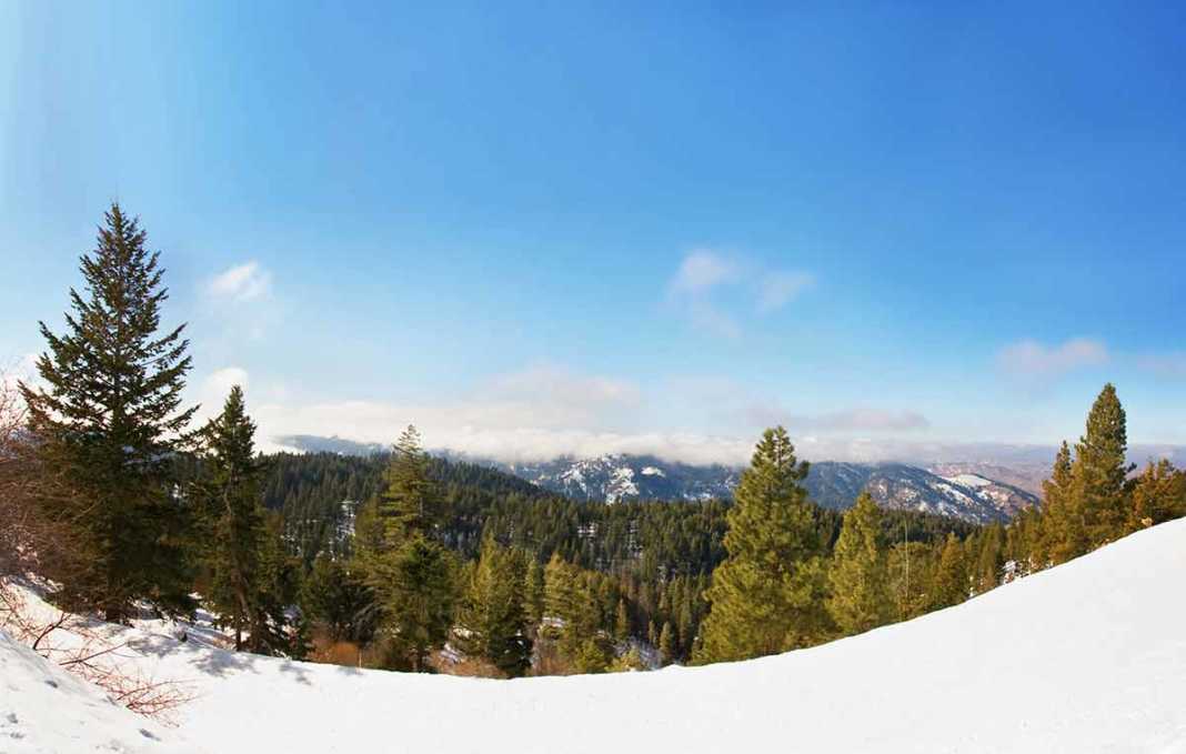12 Best Idaho Ski Resorts For Fun In 2026