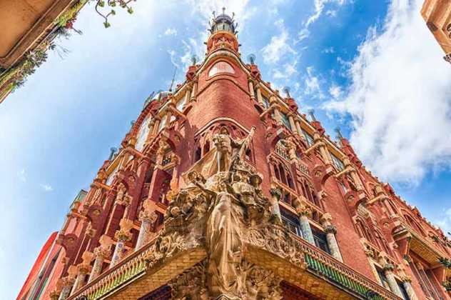 21 Iconic Landmarks of Barcelona of Historic Significance In 2026