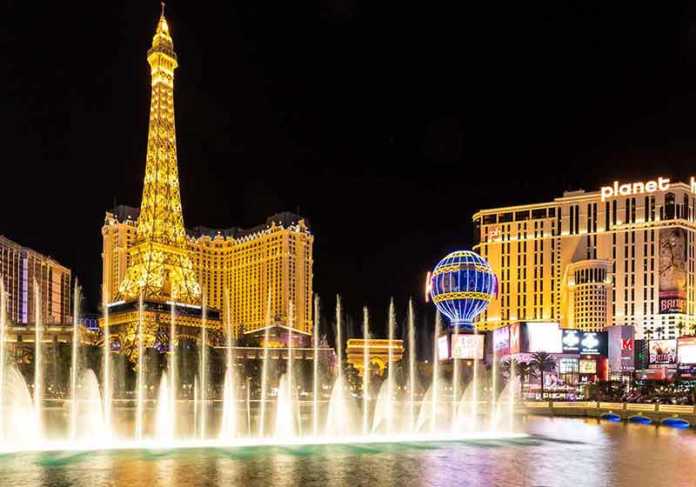 20 Las Vegas Landmarks For Your 2025 Bucket List