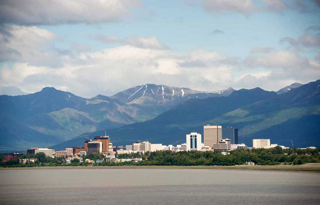 20 Towns And Cities In Alaska To Visit In 2026 - Incredible Beauty!