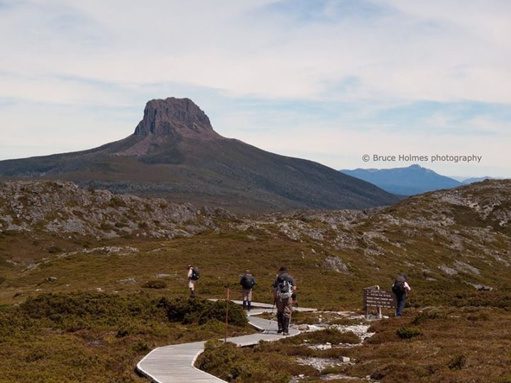 Overland Track Itinerary - 5 nights hiking staying in Overland Track huts