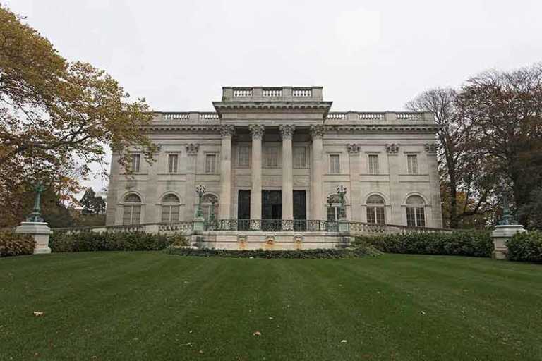 20 Amazing Landmarks on Rhode Island For Your 2026 Bucket List