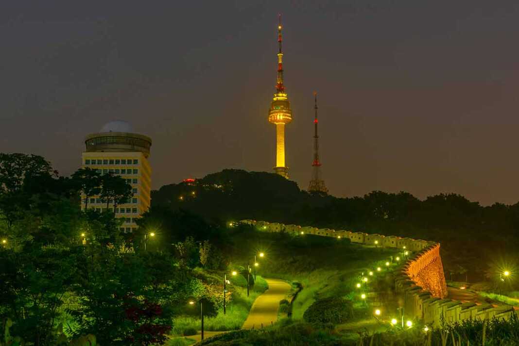 Seoul At Night In 2026