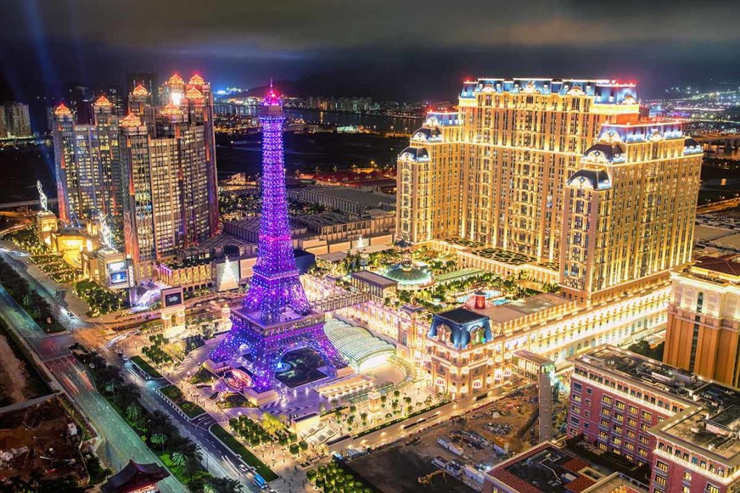 18 Incredible Monuments and Landmarks To See In 2026