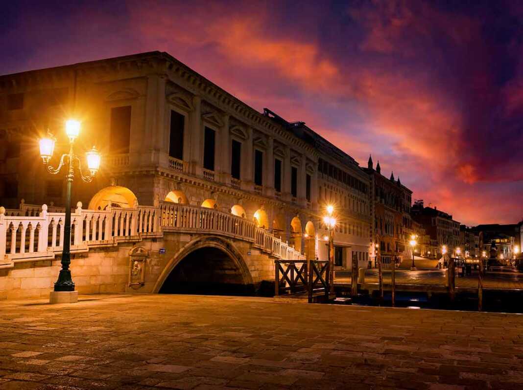 20 Things To Do In Venice At Night In 2026