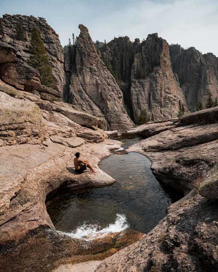 20 Famous Landmarks In Wyoming For Your 2026 Bucket List